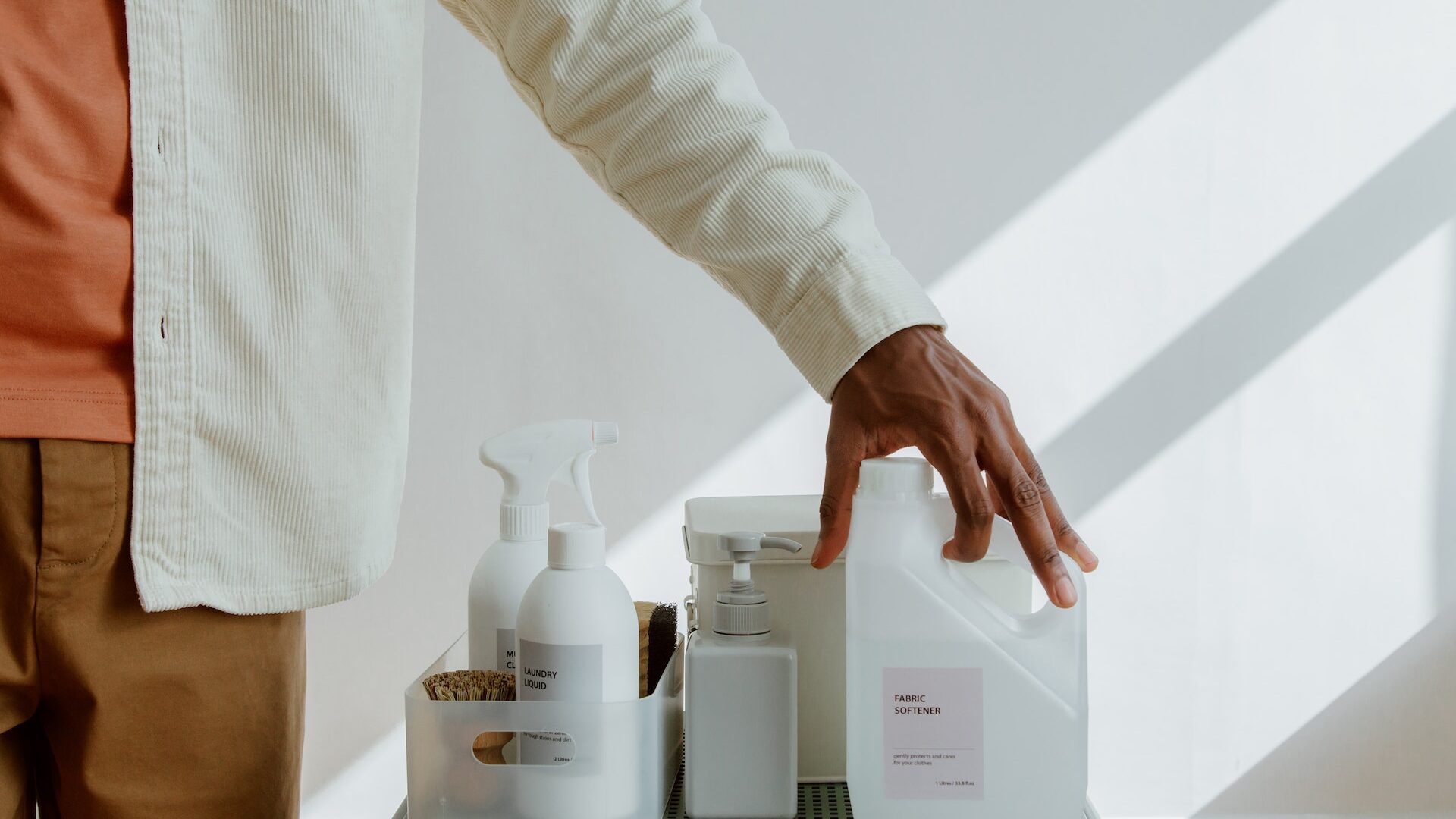 Types of Closures for Plastic Bottles - Fact Mint