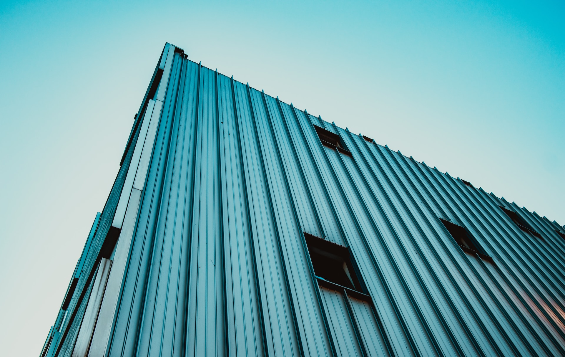 The Benefits of a Portable Shipping Container Office for Your Remote ...